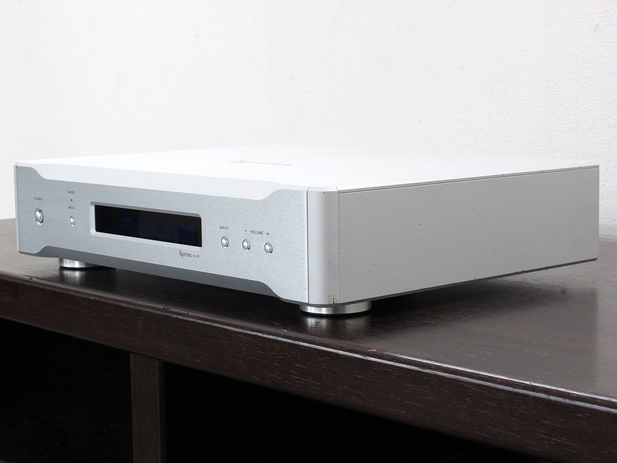 エソテリック ESOTERIC D-07 D/Aコンバーター 元箱付 @22995 / 中古オーディオ買取、販売、通販のショップアフロオーディオ横浜