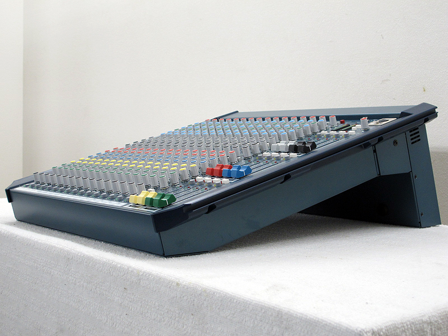 Allen&Heath MixWizard3 12M ミキサー @23002 / 中古オーディオ買取、販売、通販のショップアフロオーディオ横浜