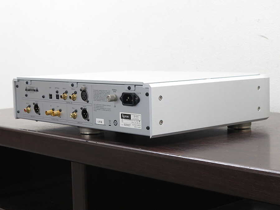 エソテリック ESOTERIC D-07X D/Aコンバーター @28065 / 中古オーディオ買取、販売、通販のショップアフロオーディオ横浜
