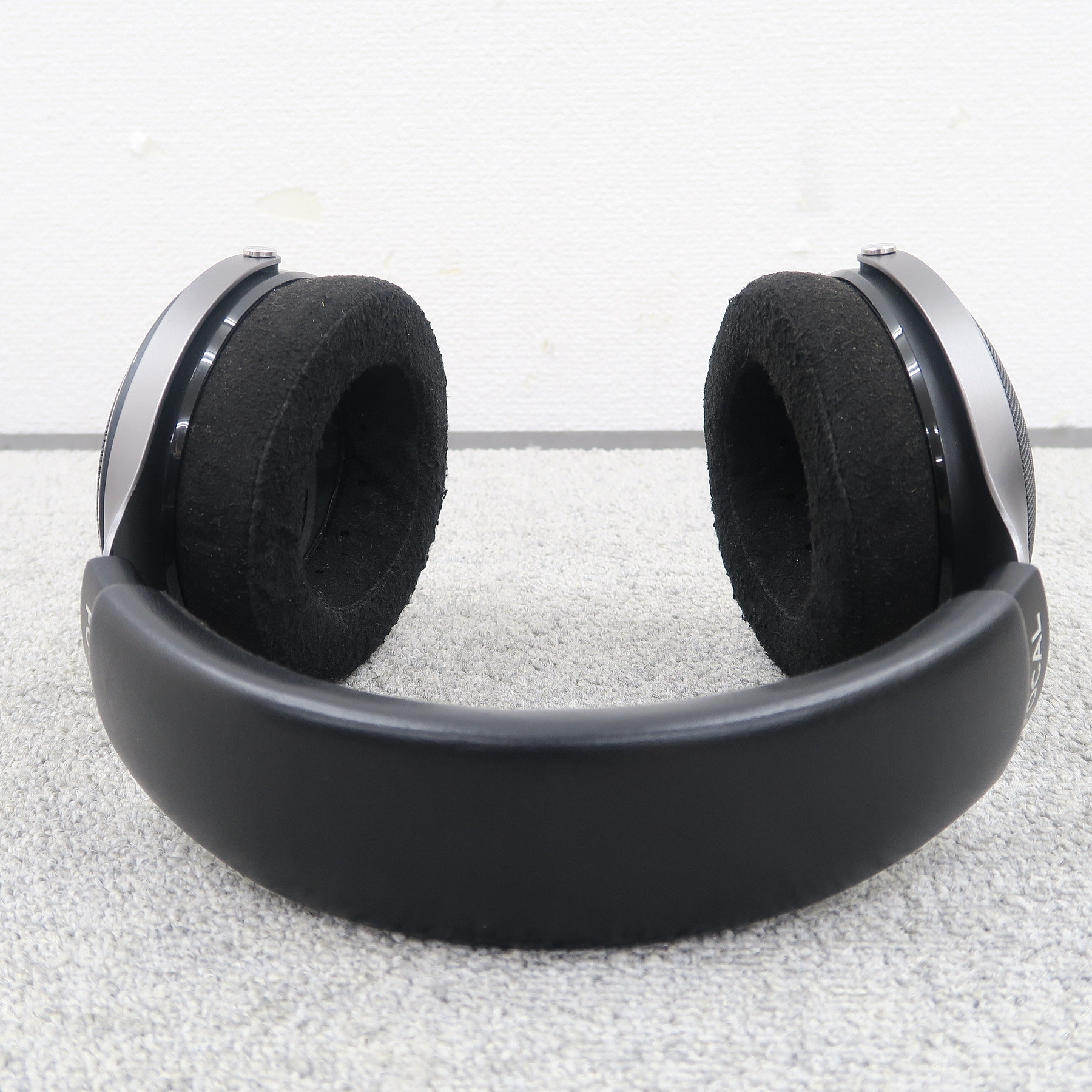 【Bランク】フォーカル FOCAL ELEAR ヘッドフォン @55433 / 中古オーディオ買取、販売、通販のショップアフロオーディオ横浜