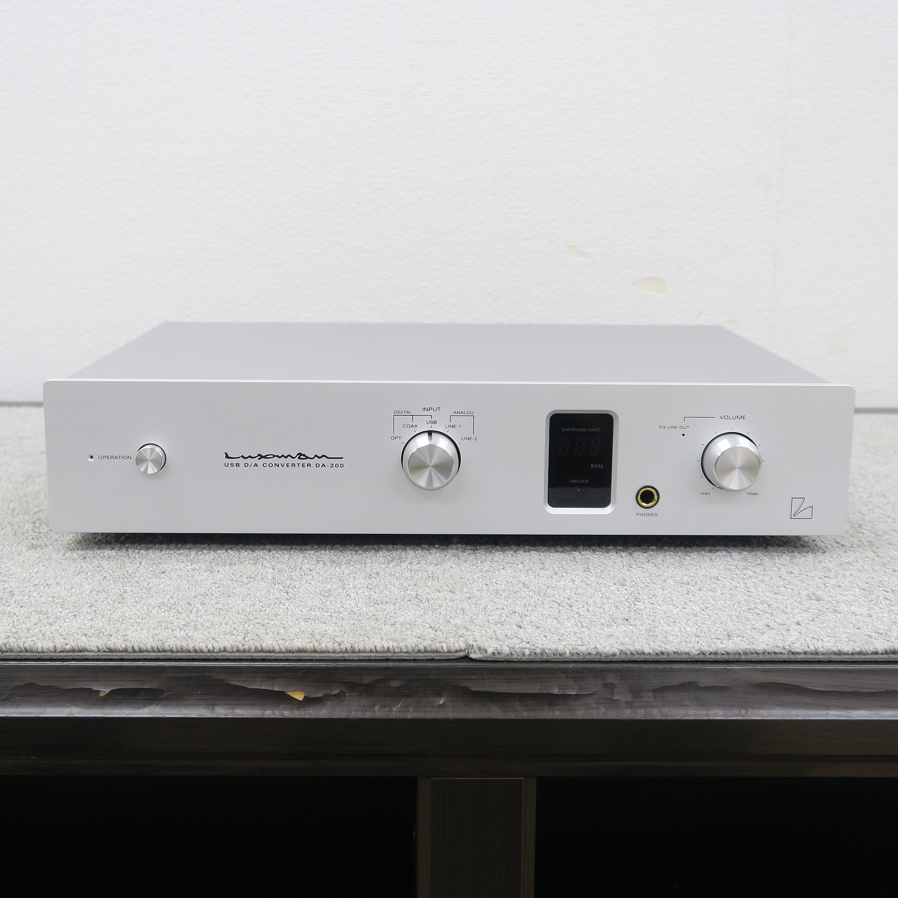 【Bランク】LUXMAN DA-200 D/Aコンバーター ラックスマン @55976 / 中古オーディオ買取、販売、通販のショップアフロ ...
