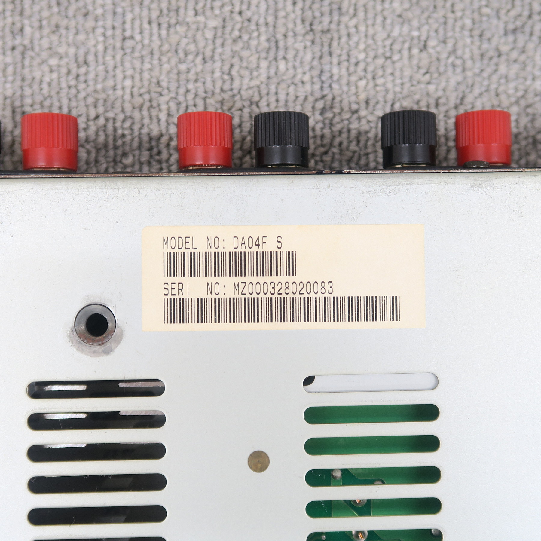 【Cランク】Marantz DA04 パワーアンプ マランツ @59131 / 中古オーディオ買取、販売、通販のショップアフロオーディオ横浜